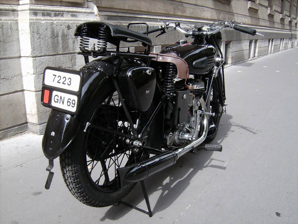 Moto depot : Motos d’occasion collection motodepot, RD 500 TERROT NOIR