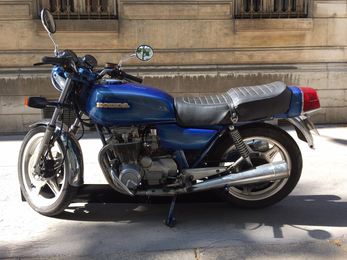 Moto depot : Motos d’occasion collection honda , CB 650 HONDA BLEU