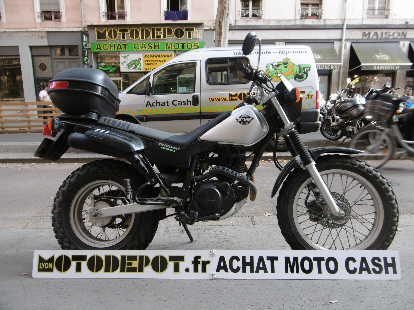 Moto depot : Motos d’occasion collection yamaha, TW 125 YAMAHA GRIS